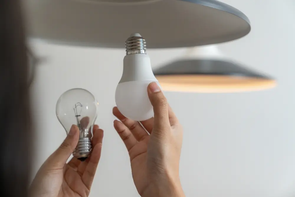 Lights Flickering in Your House? Causes, Safety Risks & How to Fix It Fast